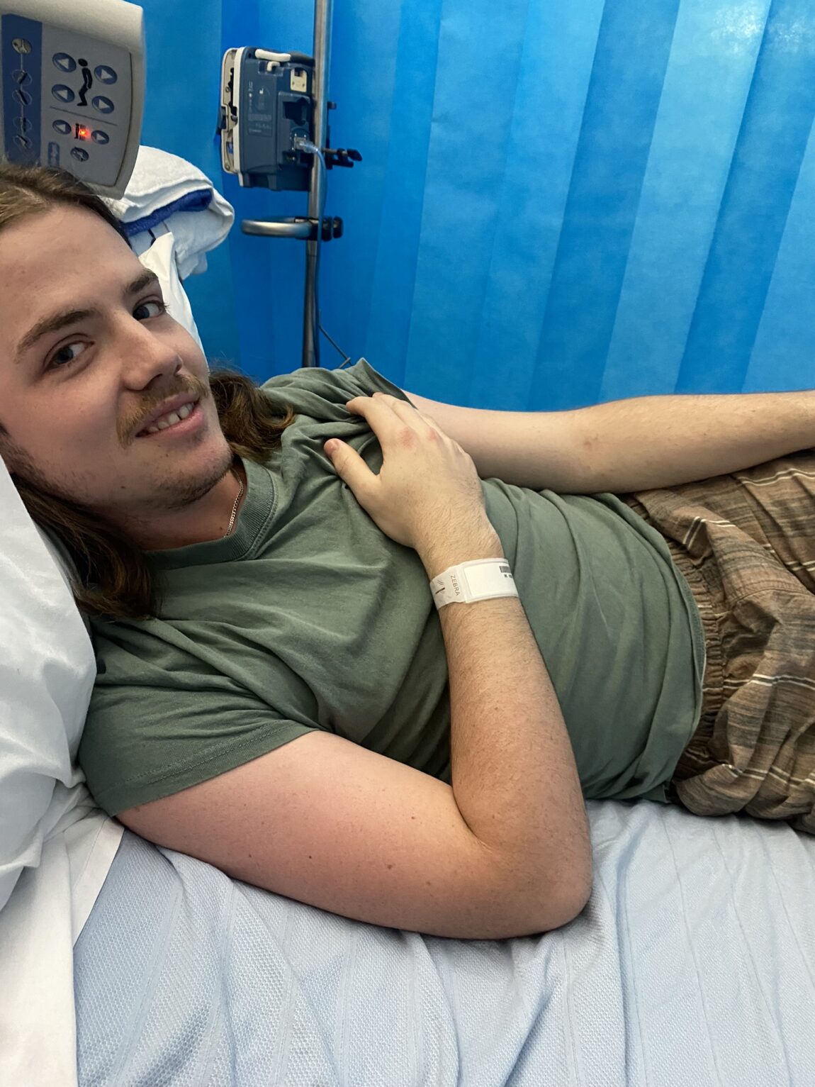 "Do not suffer in silence" - Adam's story – Crohn’s & Colitis Australia ...